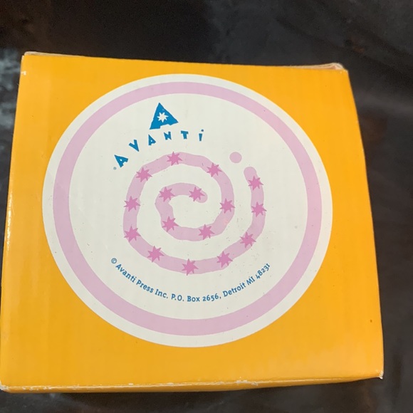 Avanti | Dining | Avanti Dalmatian Face And Yellow Background With ...